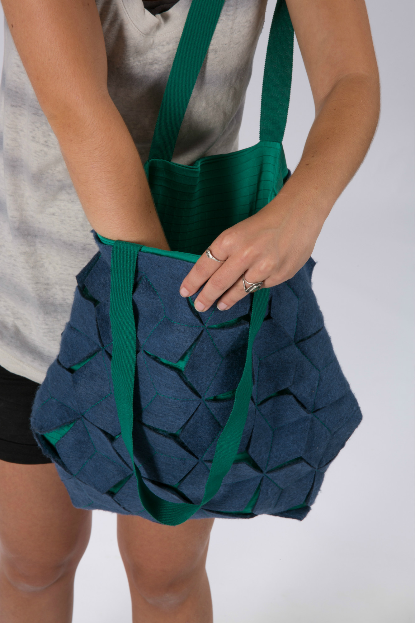 revava - Atara Szlar